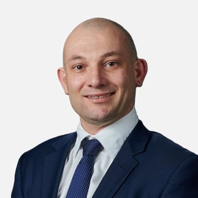 Meet the Lewis Woolcott Team of Experts